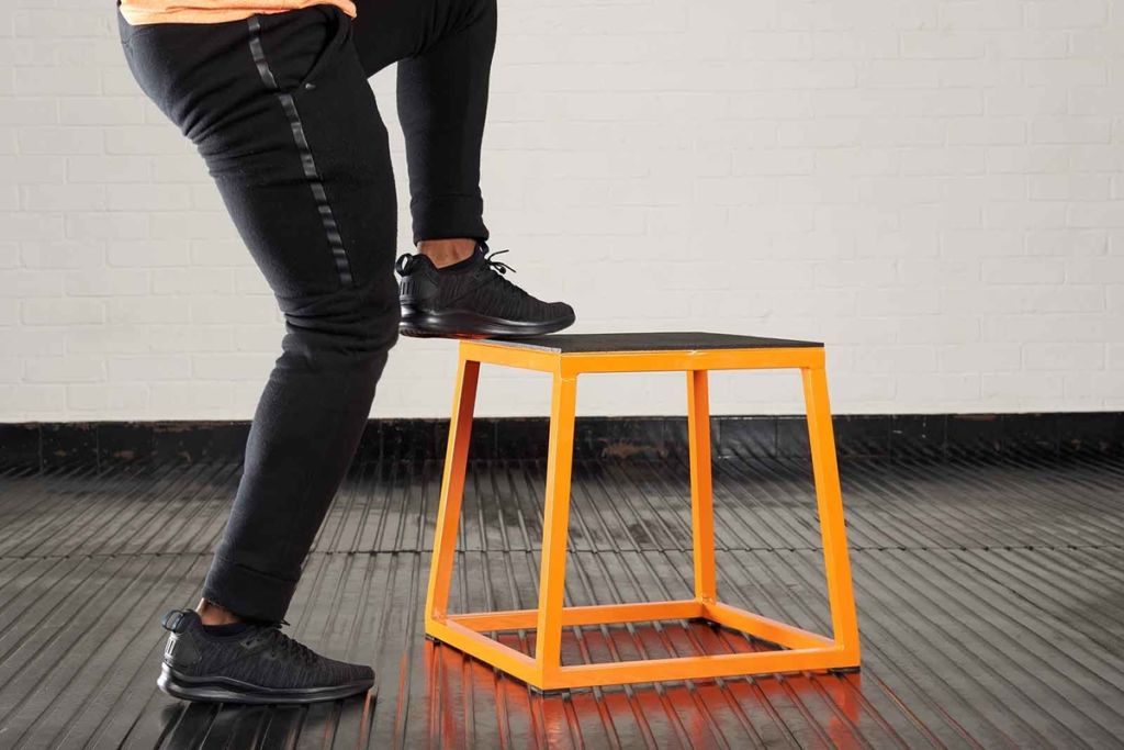 24 Best Exercises Using A Plyo Box | Mirafit