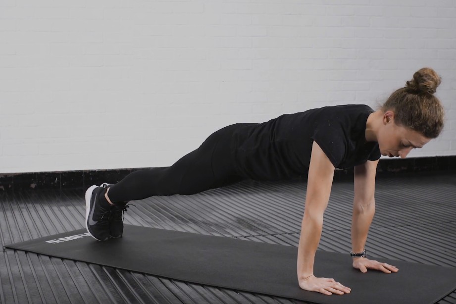 10 Best Core Exercises | Mirafit
